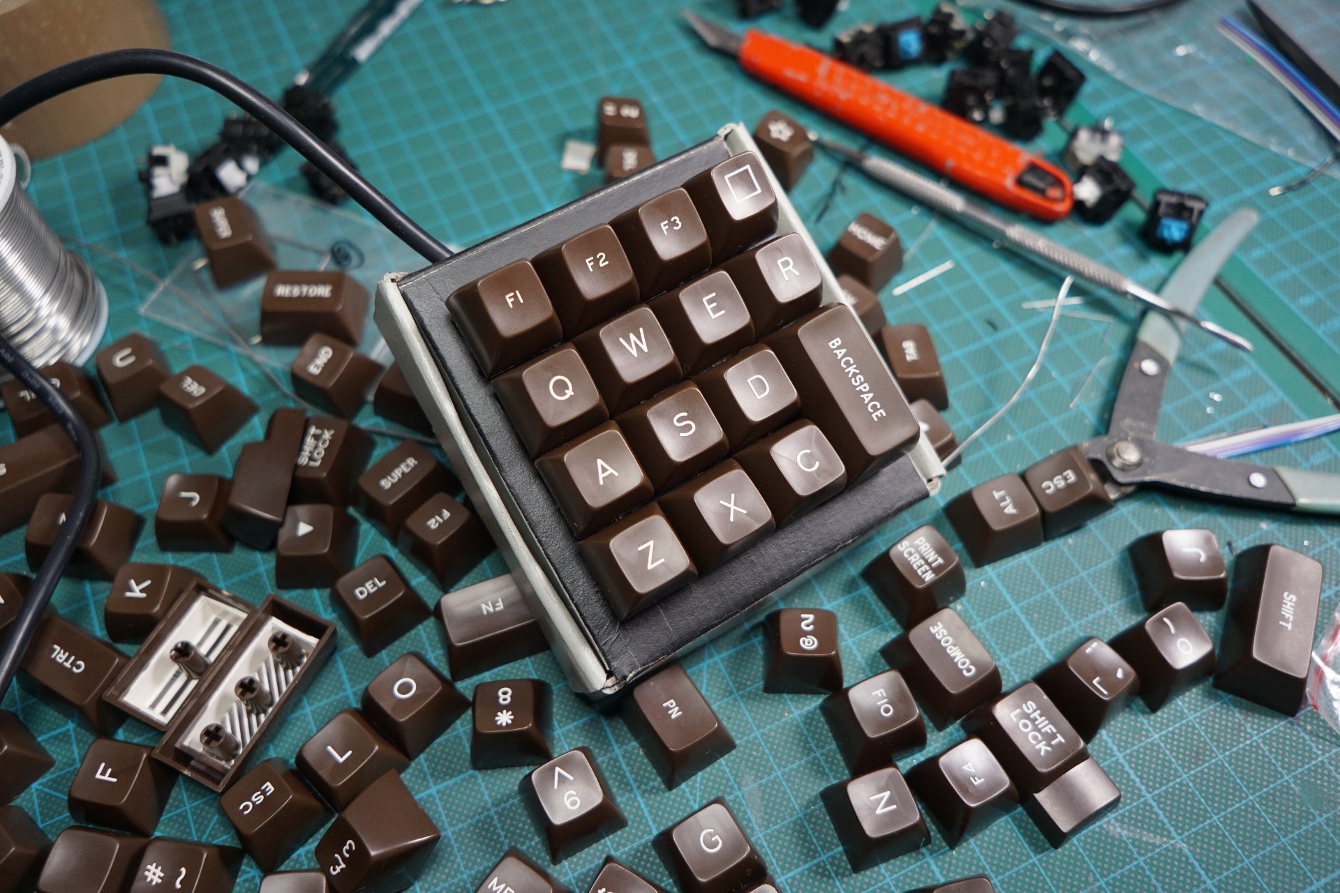 The cardboard keyboard case
